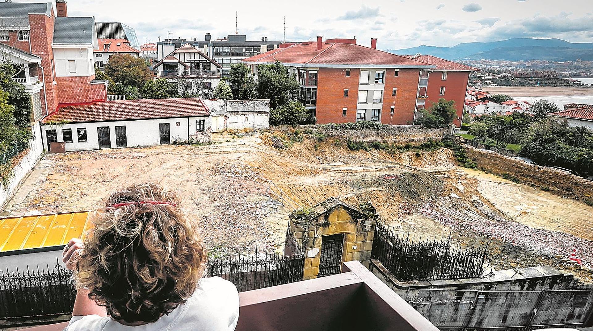 Getxo ordena a una constructora que levante un palacete derribado por obras | El Correo